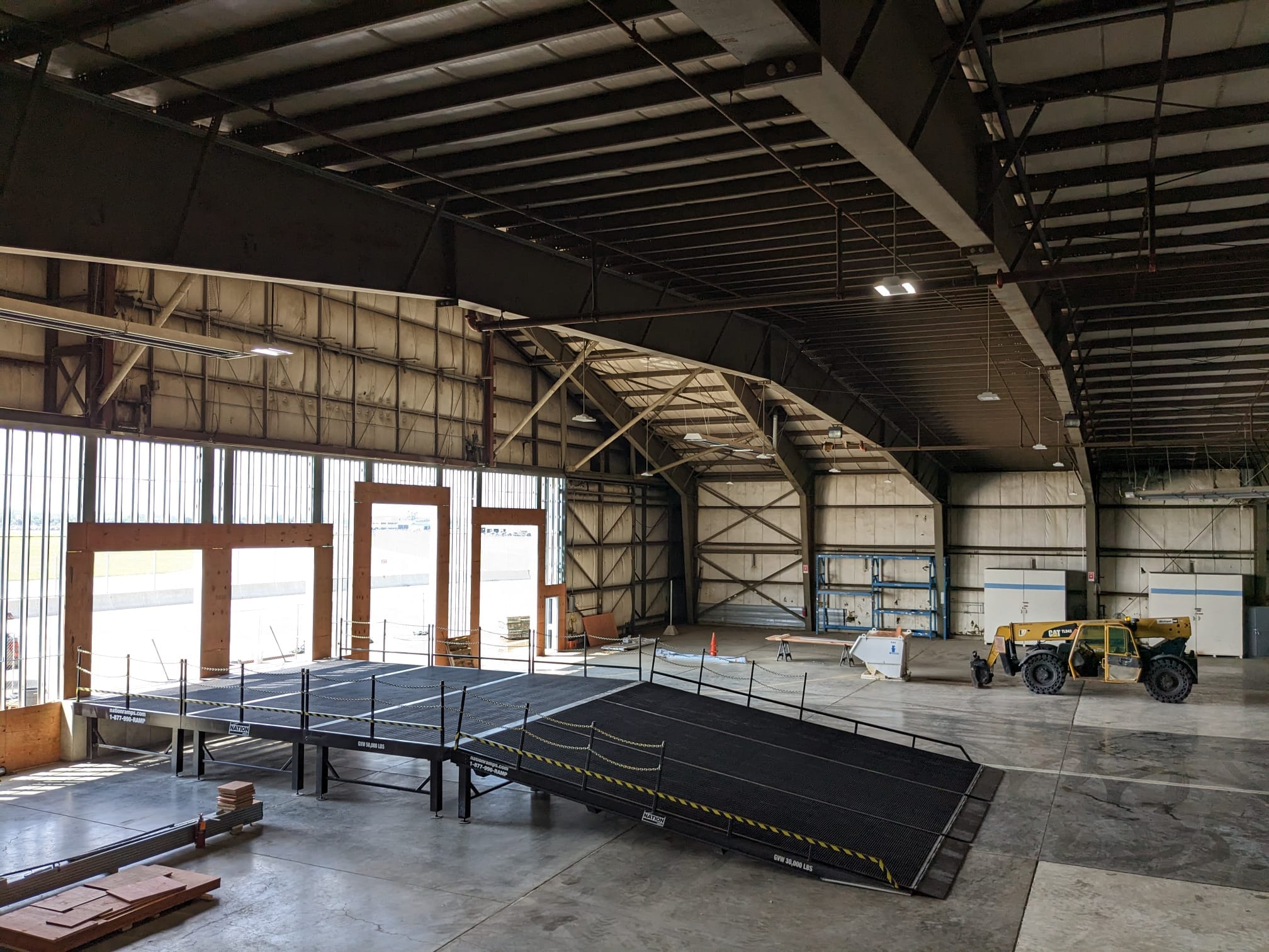 Cross Docking Platforms - Nation Ramps